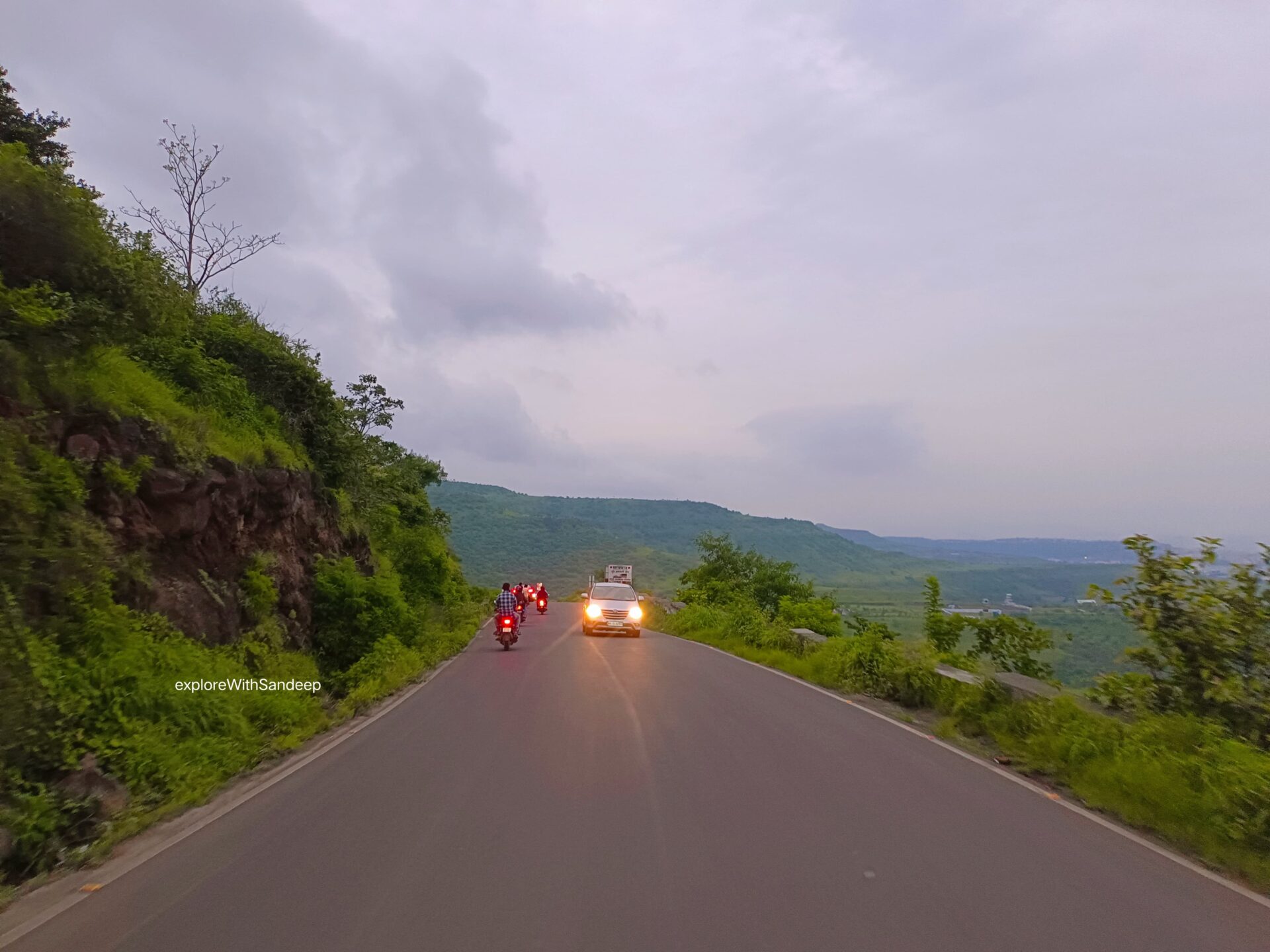 Bopdev Ghat: Pune’s Hidden Gem for the Most Stunning 360-Degree City Views