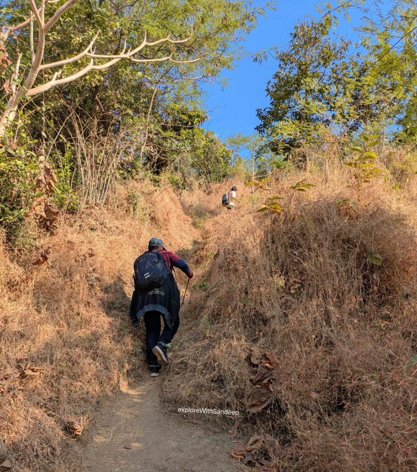 Sarasgad Fort Trek: The Ultimate 130 KM Journey Through Maratha History ...