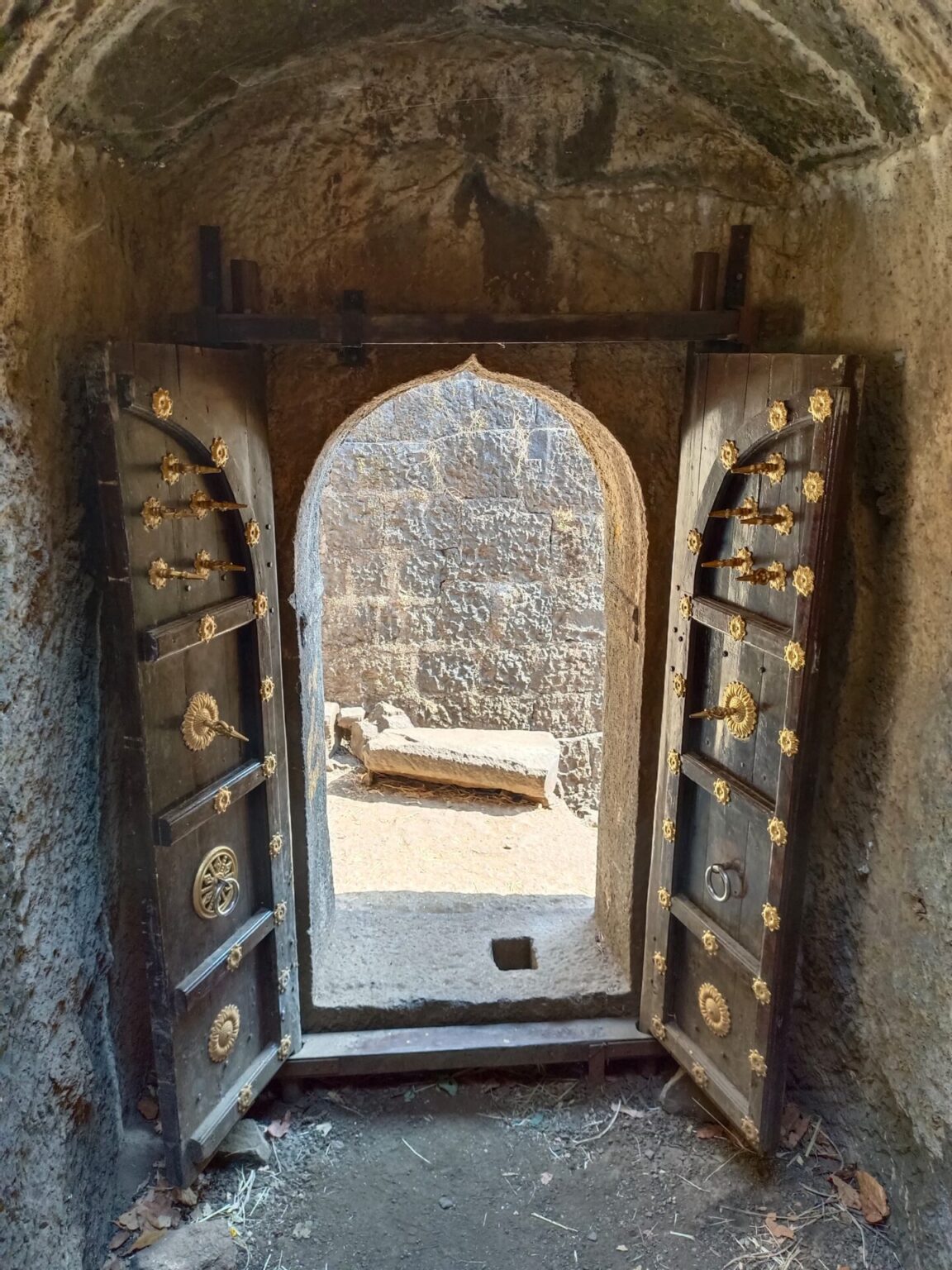 Sarasgad Fort Trek: The Ultimate 130 KM Journey Through Maratha History ...