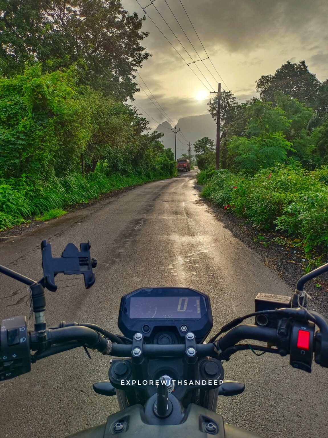 Kalavantin Durg Trek – Maharashtra's Most Thrilling Adventure